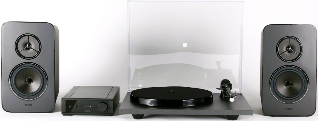 Rega SYSTEM ONE All-In-One Analogue Audio Hi-Fi System | Hi-Fi Heaven