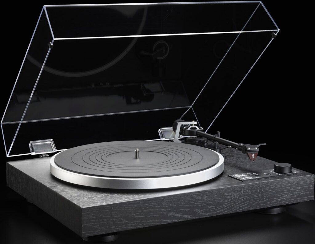 Dual CS 529 Fully-Automatic Turntable with Built-in Phono Preamp and ...